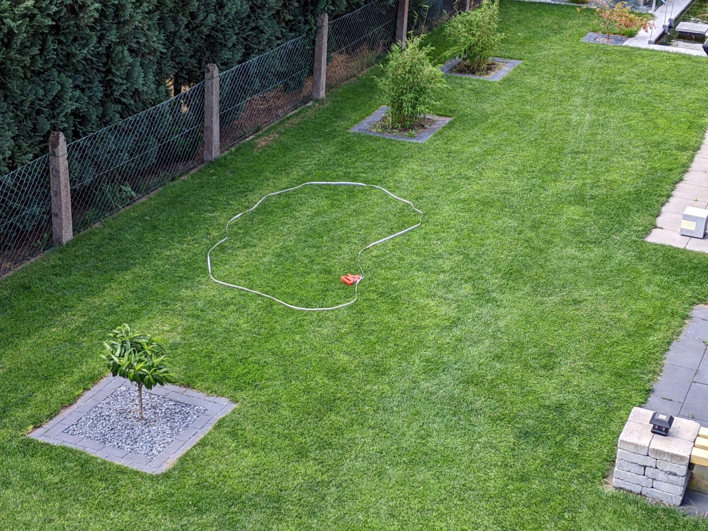 Einen kleinen Teich als Biotop selber bauen - Ein Biotop anlegen ...